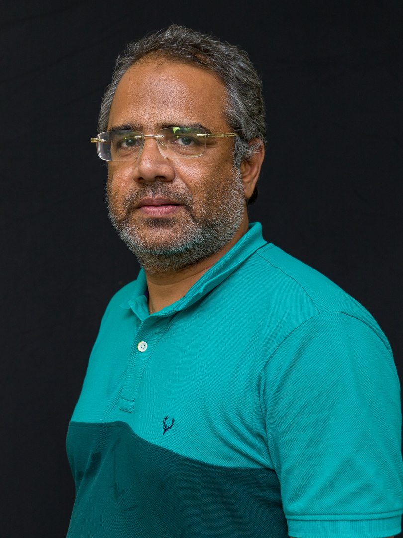 Our Staff | Faculty of Natural Sciences